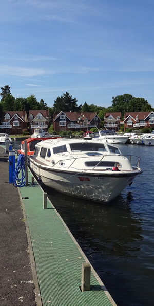 Frequently Asked Questions | Broadland Norfolk Broads Boat Hire